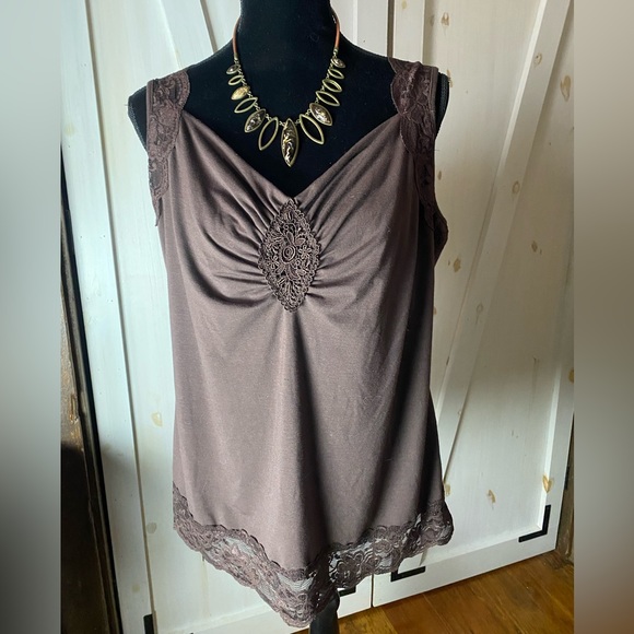 Cato | Tops | Cato Lace Trimmed Tank | Poshmark